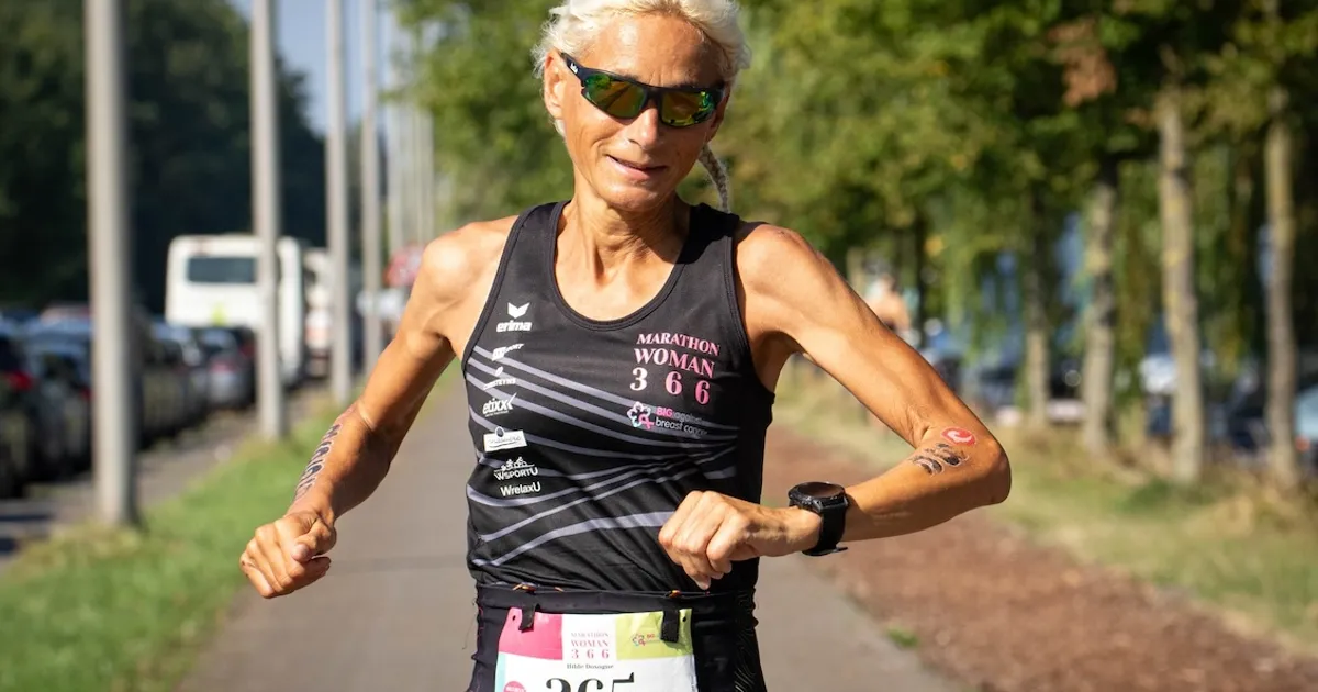 Hilde Dosogne rende vorig jaar elke dag een marathon - Meer EO