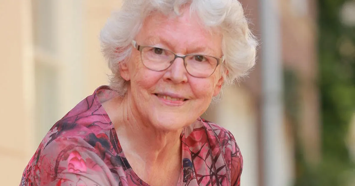 Els ter Welle over haar boek ‘God blijft getrouw’ - EO