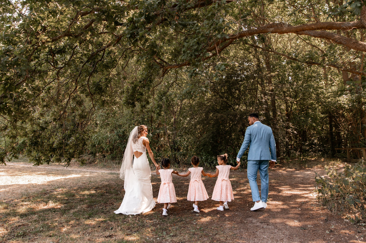 Drielingouders Kevin & Nicole trouwen in ‘Meer dan verwacht’ - EO