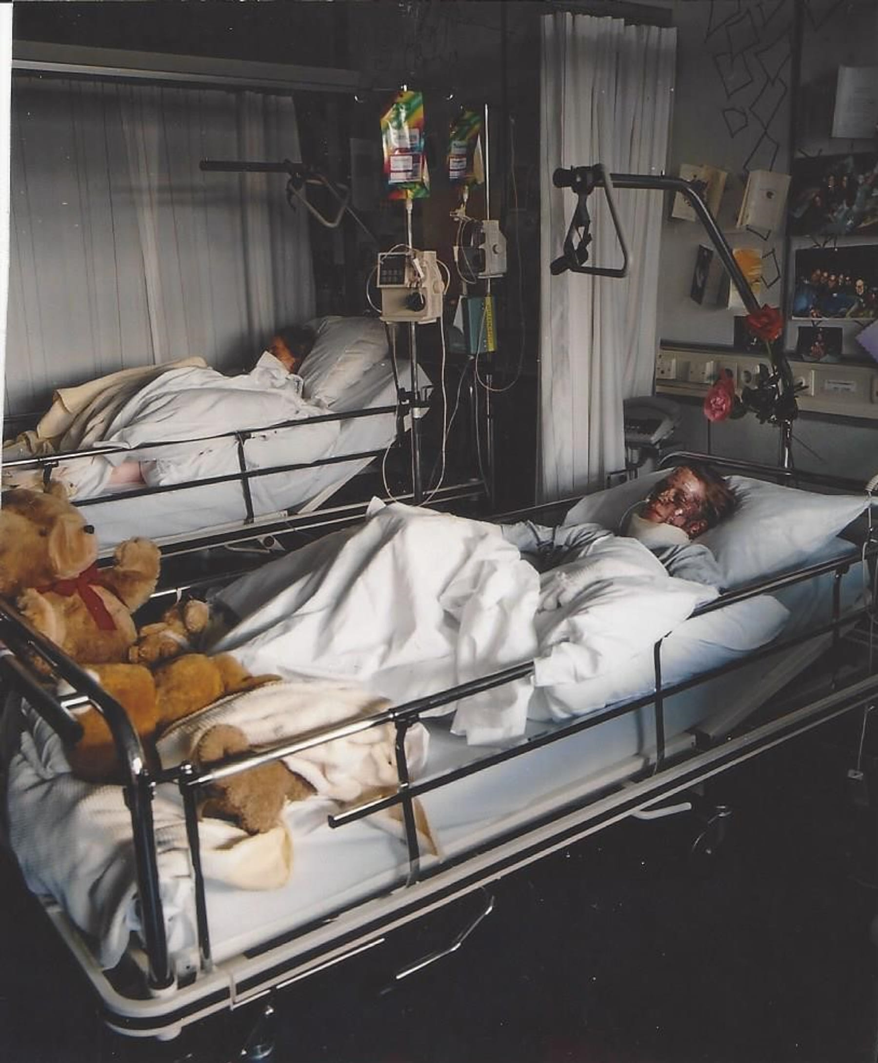 Gary Veerman schreef het boek Oud & Nieuw over de cafébrand - EO