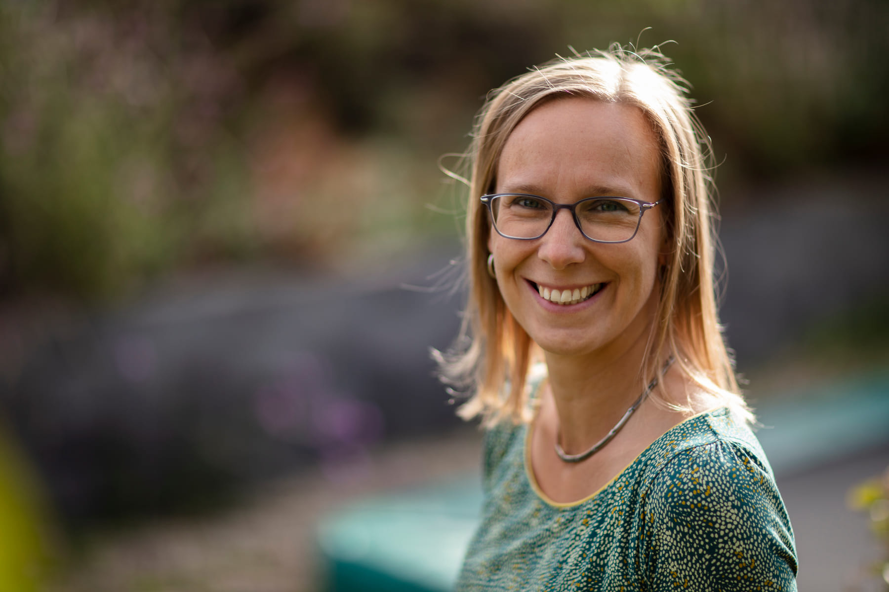 'Anders voelen, anders geloven' boek over autisme en geloof - EO